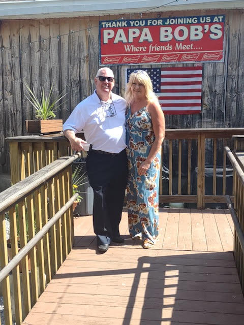 Bob-and-Tami-Scott-photo-by-Papa-Bobs-1 – The Becket Beat